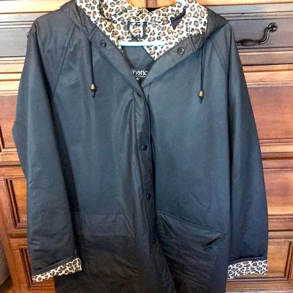 totes | Jackets & Coats | Black Rain Coat With Animal Print Inside ...